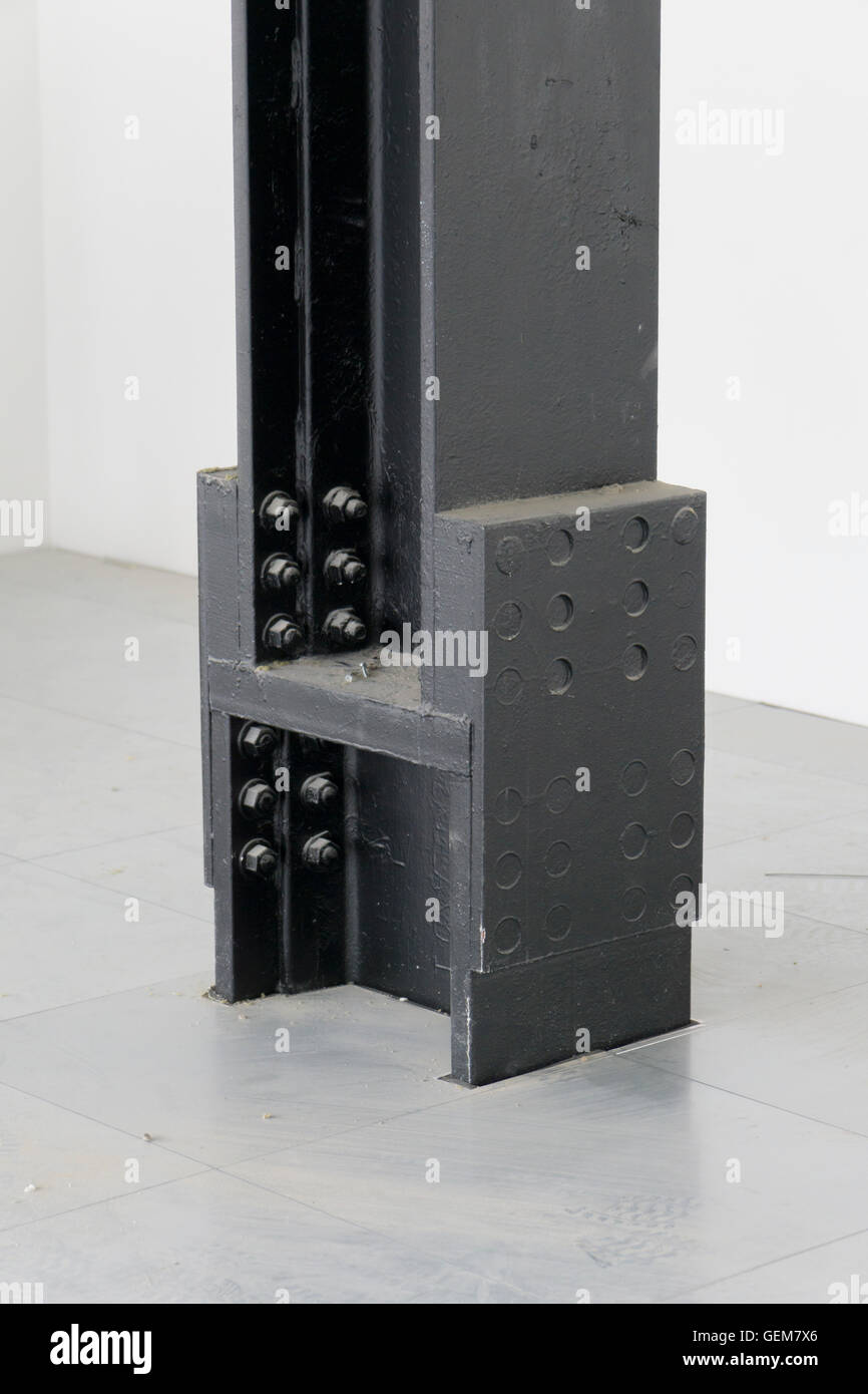 Steel column base hi-res stock photography and images - Alamy