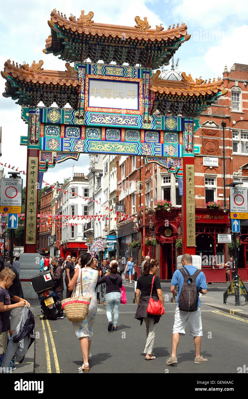 Fourth gate hi-res stock photography and images - Alamy