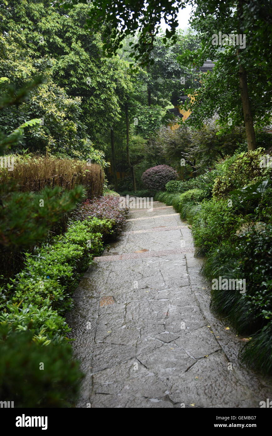 Chinese garden path hi-res stock photography and images - Alamy