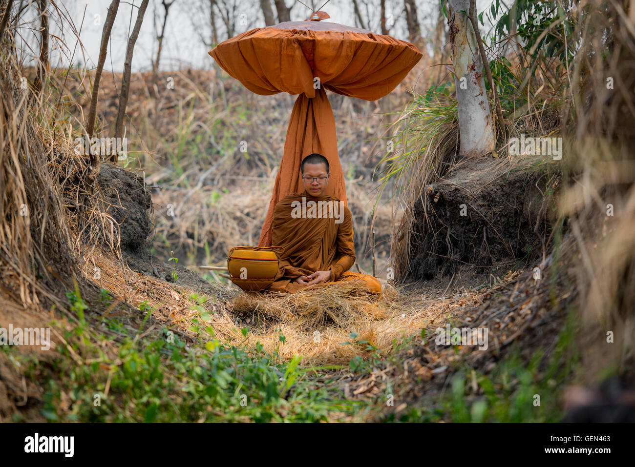 monk sitting meditation Stock Photo - Alamy