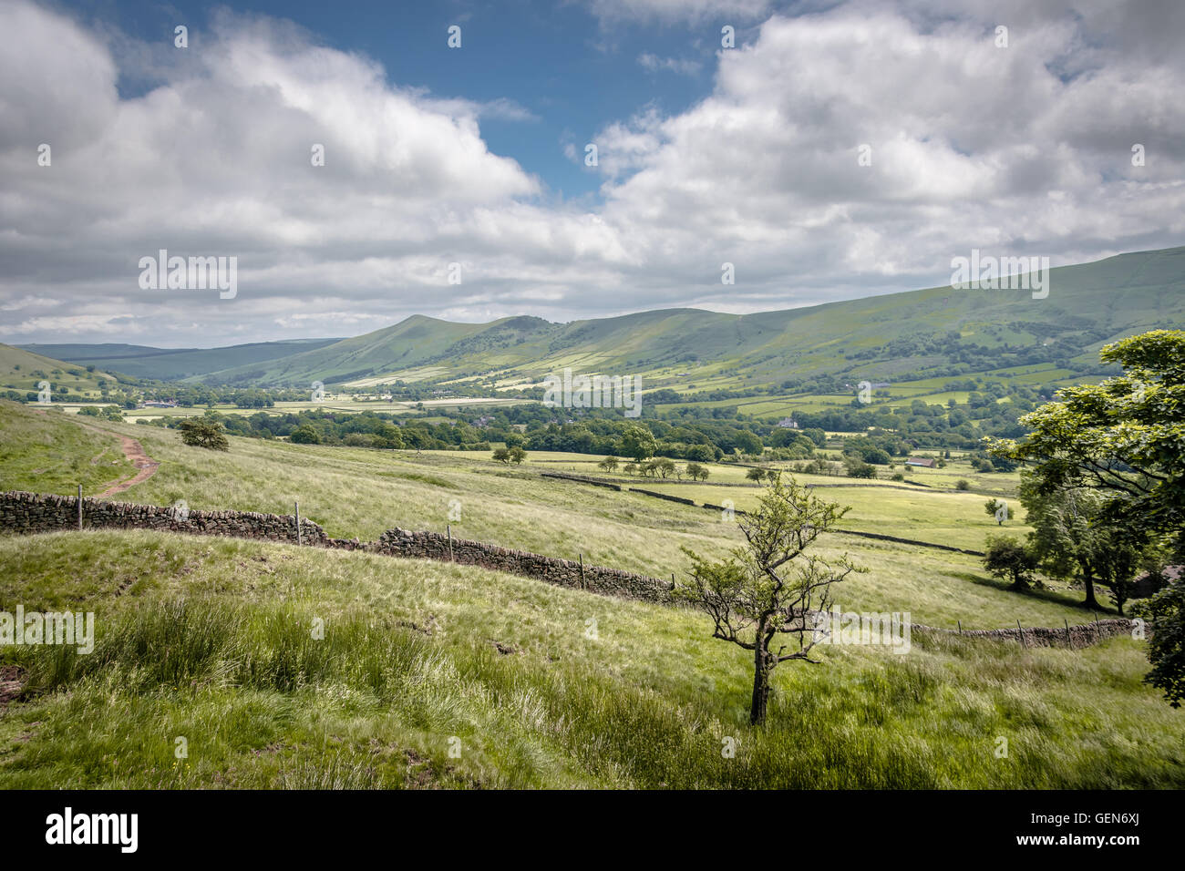Pennine way trail edale hi-res stock photography and images - Alamy