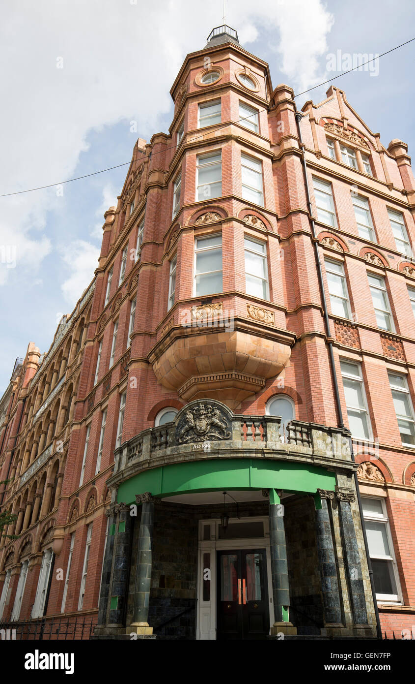 Royal waterloo hospital for children and women hi-res stock photography ...