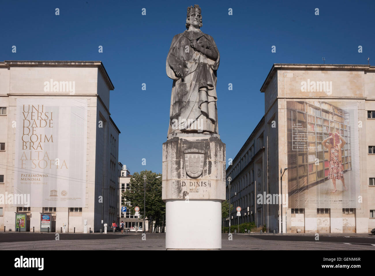 King d dinis hi-res stock photography and images - Alamy