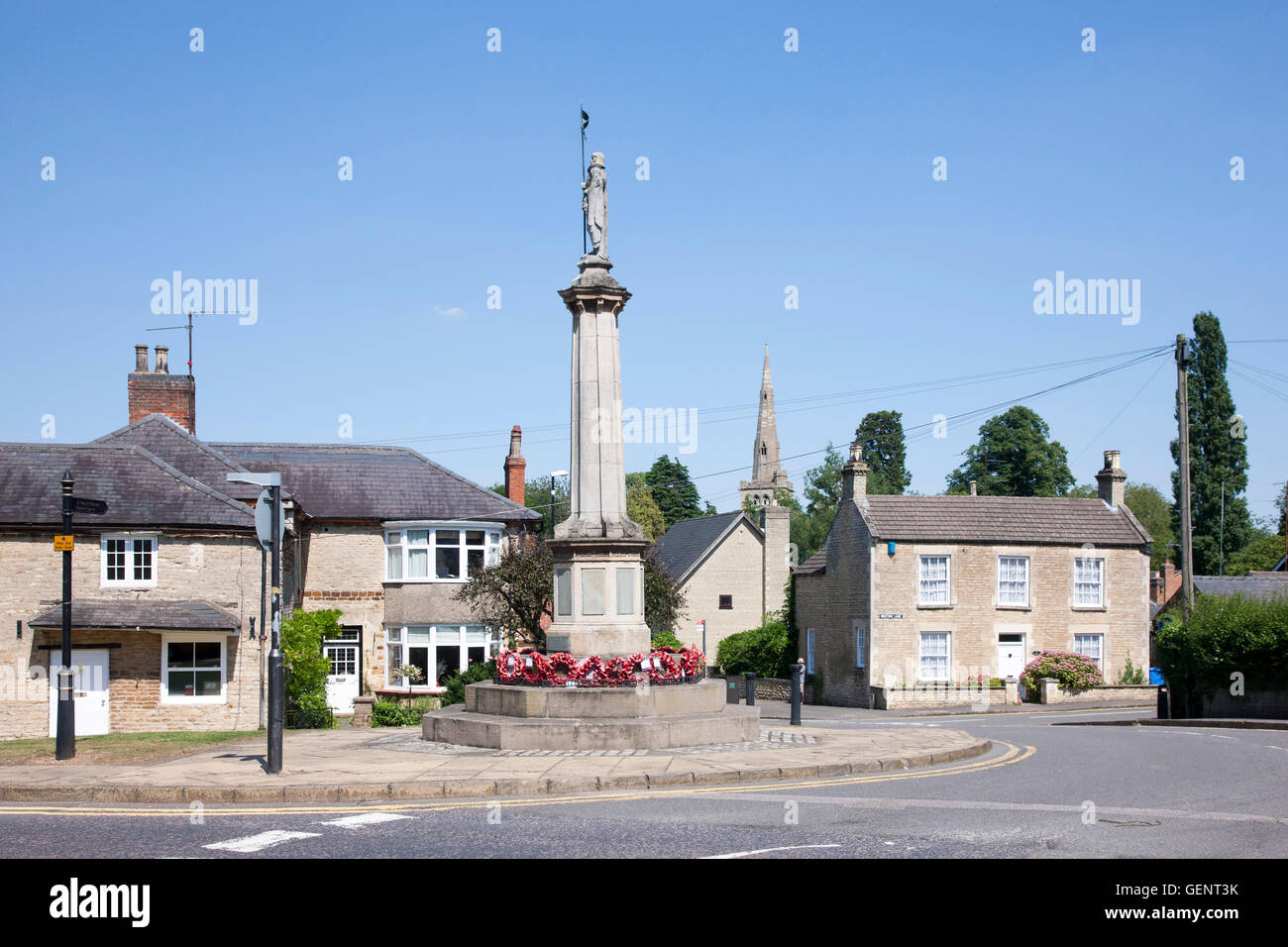 War Memorial, Burton Latimer, Northamptonshire Stock Photo - Alamy