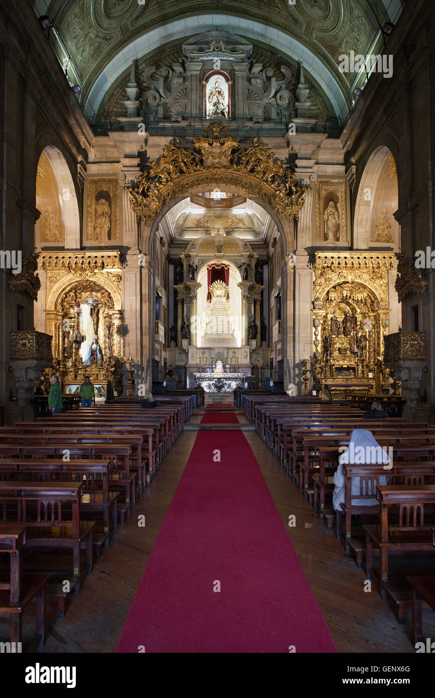 Interior of Saint Anthony Church Congregados (Igreja de Santo Antonio ...