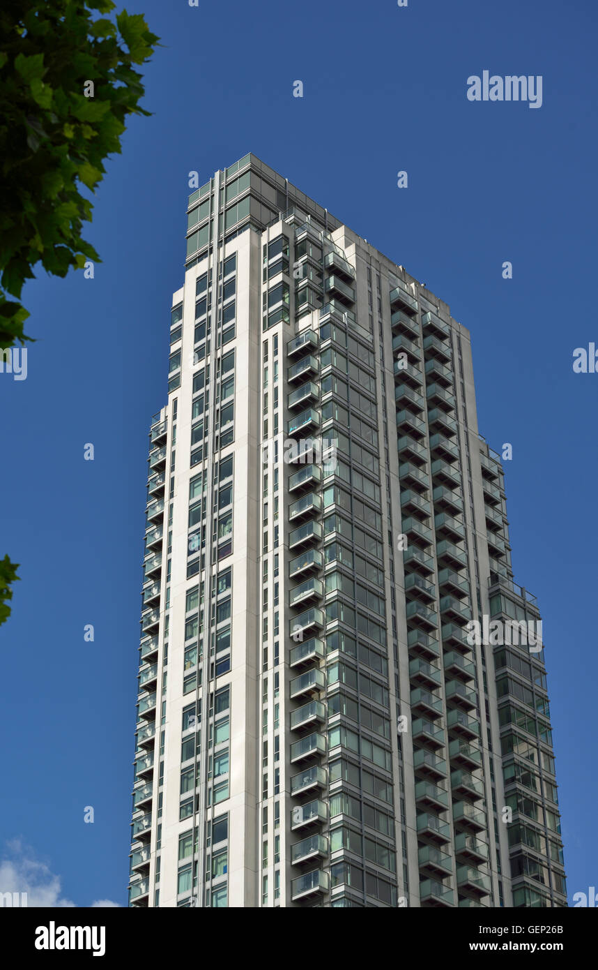 Pan peninsula tower hi-res stock photography and images - Alamy