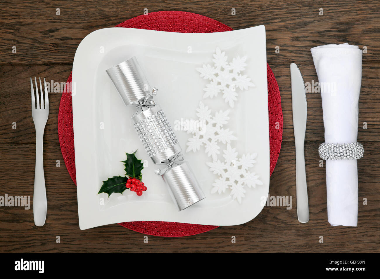 Square table setting hi-res stock photography and images - Alamy