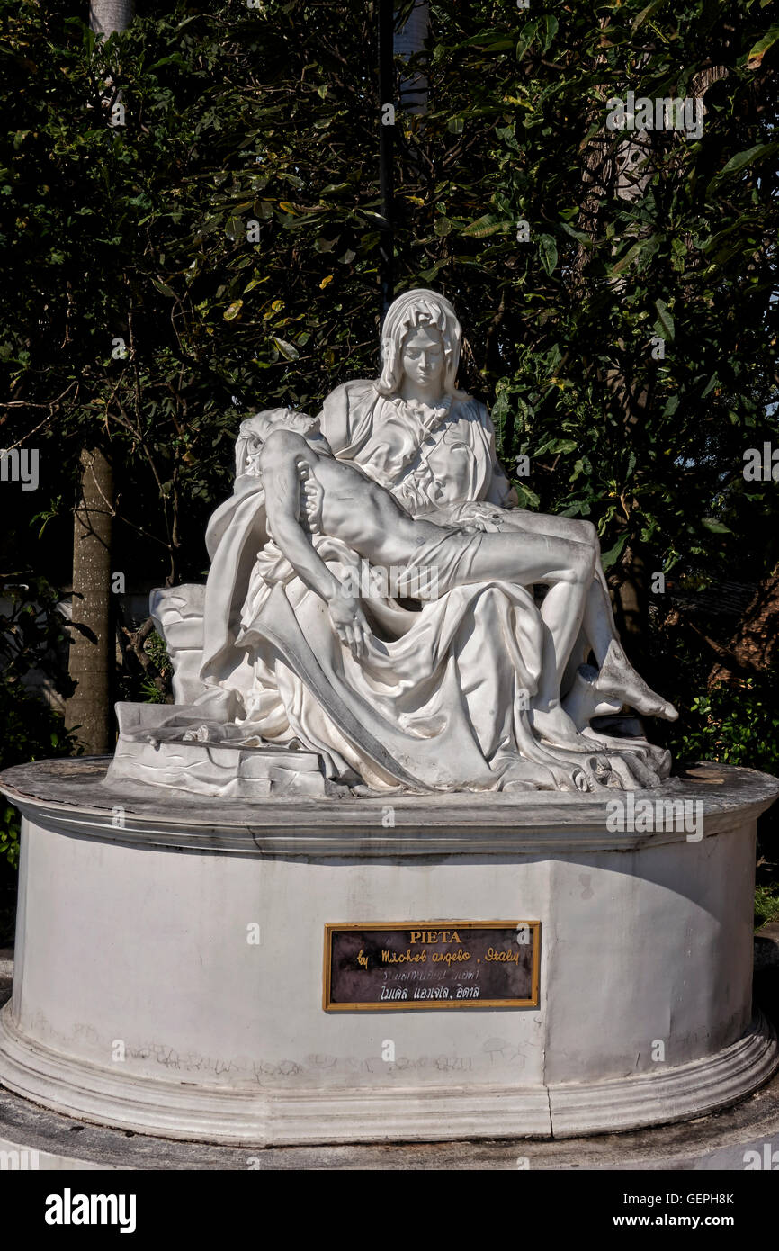 The Pieta Michelangelo High Resolution Stock Photography and Images - Alamy