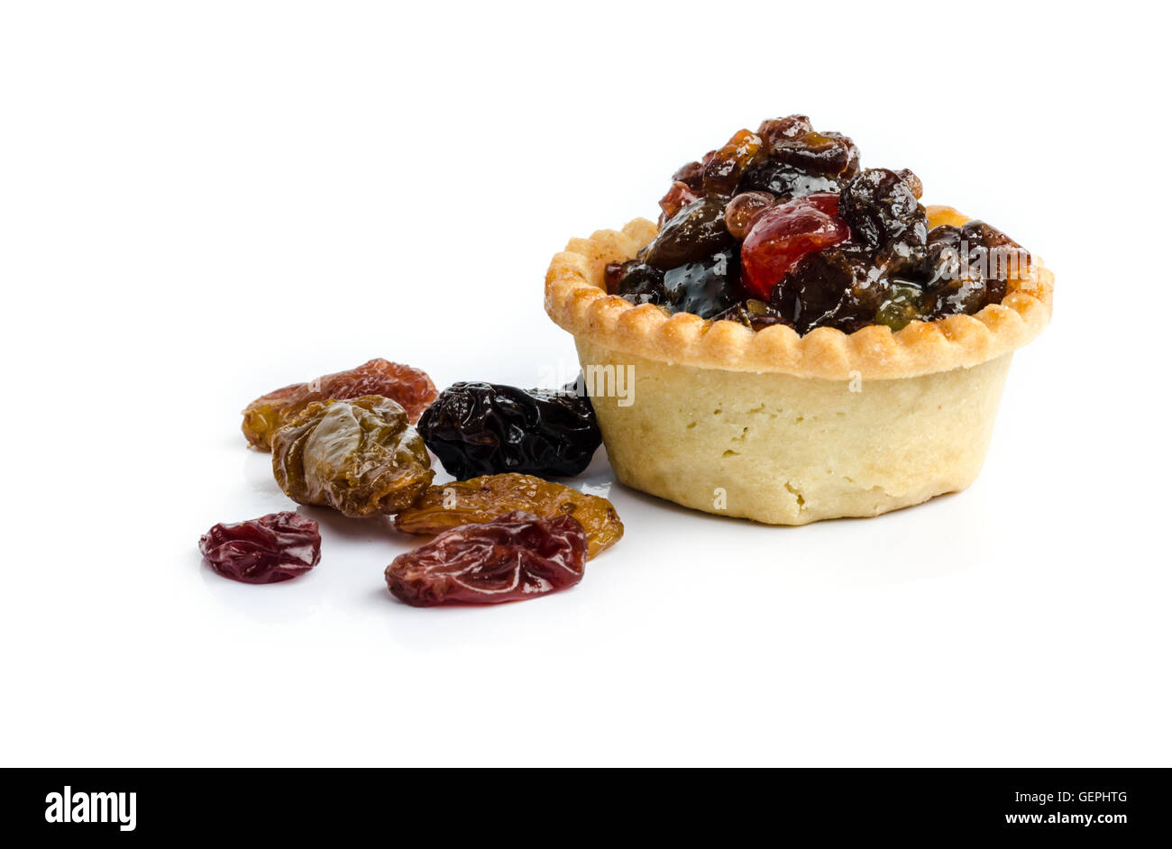 fruit tartlet cake isolated on white background Stock Photo - Alamy