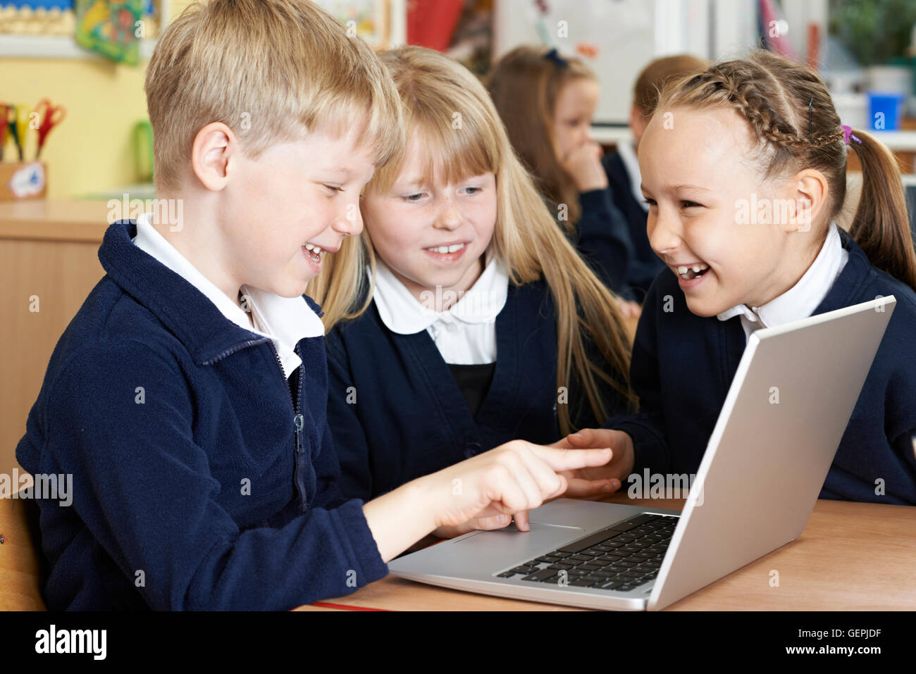 School girl working computer hi-res stock photography and images - Alamy