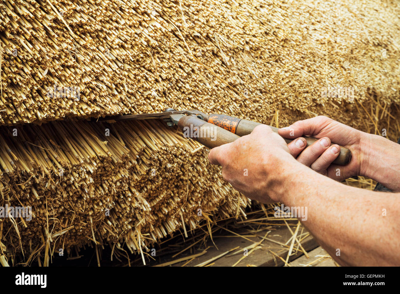 Traditional hand shears hi-res stock photography and images - Alamy