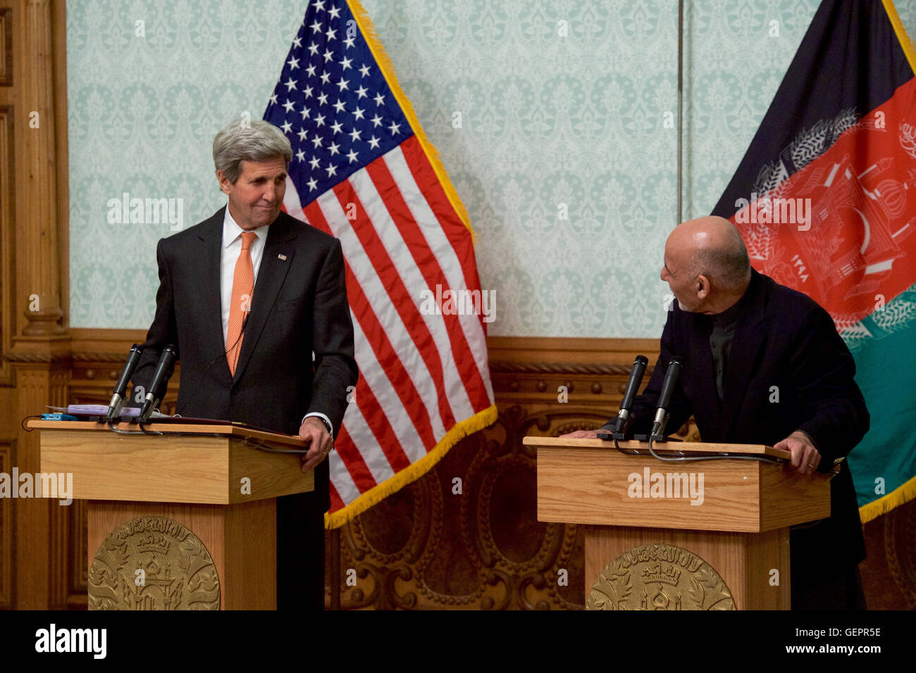 Afghanistan ashraf ghani john kerry kabul hi-res stock photography and ...