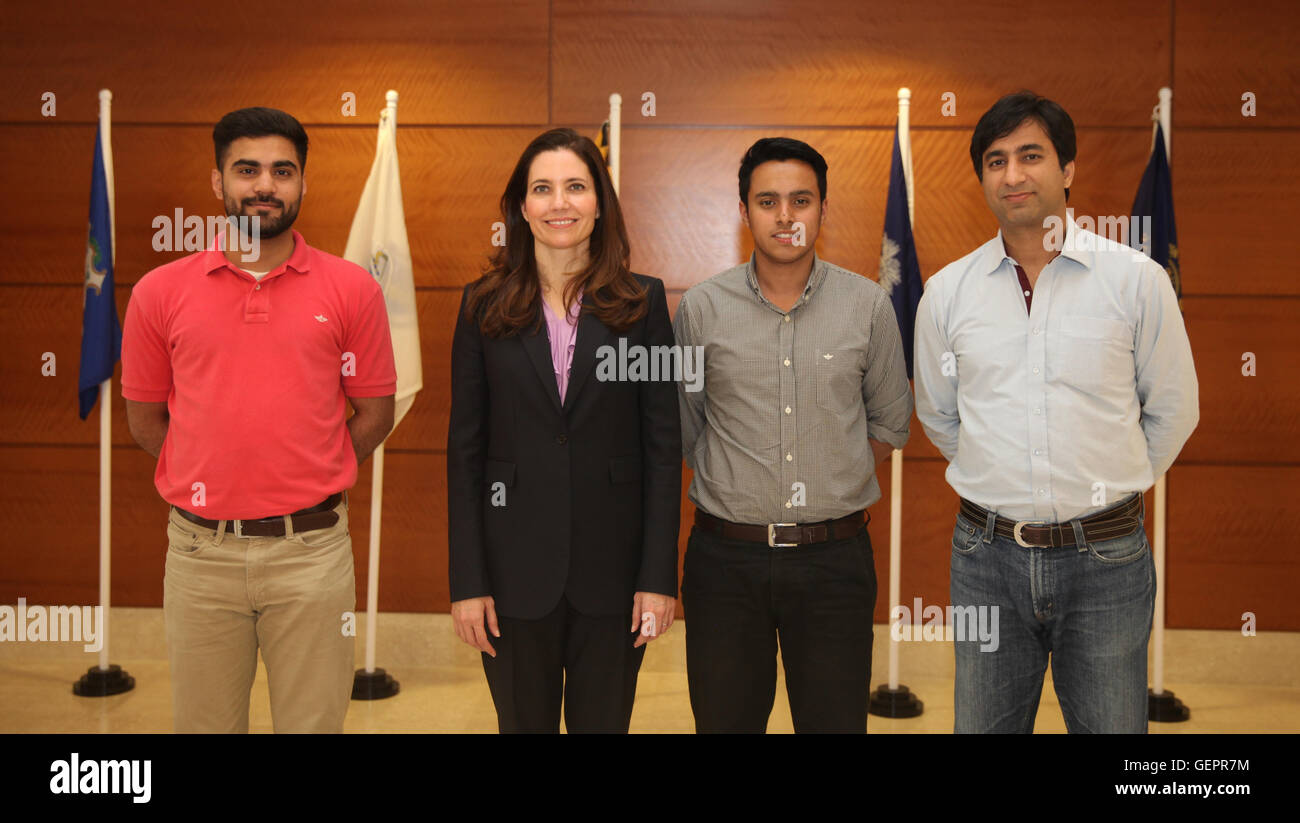 Evan ryan hi-res stock photography and images - Alamy