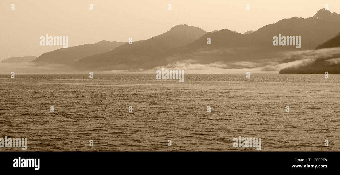 Sepia tone landscape hi-res stock photography and images - Alamy