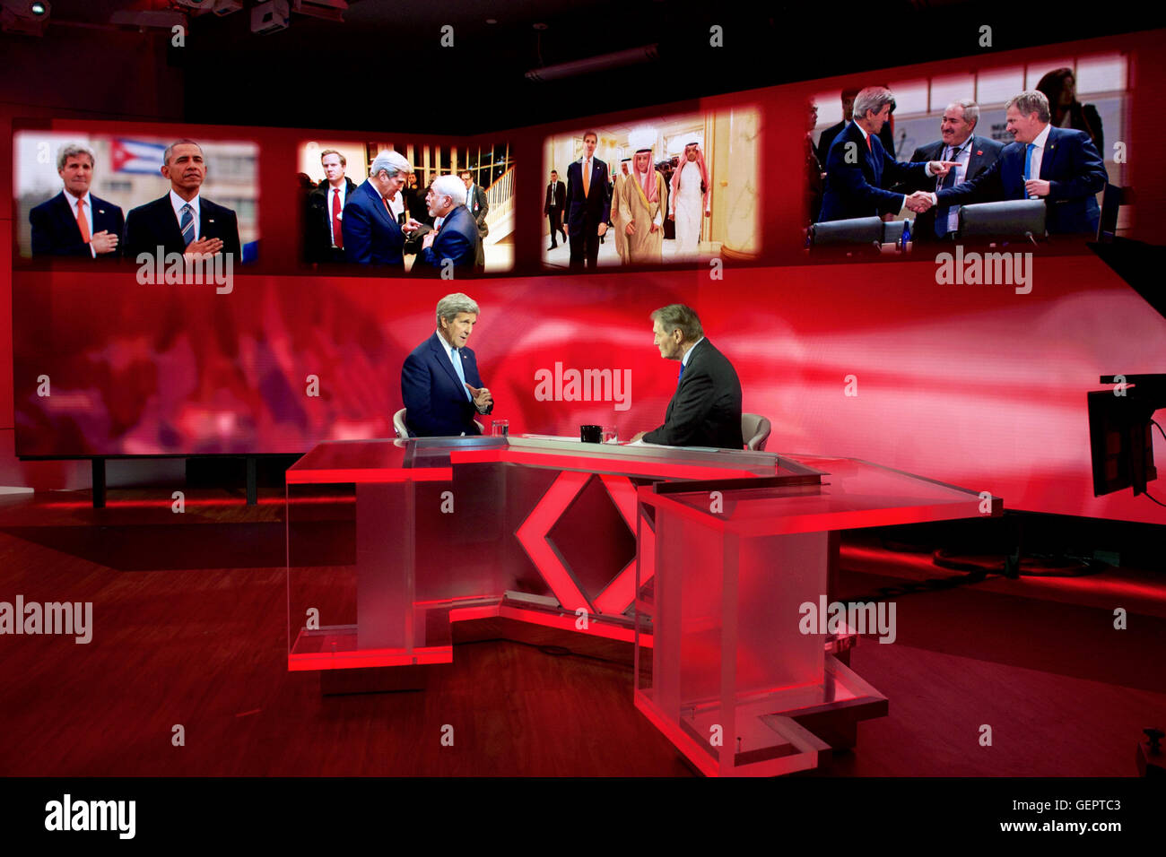 Charlie rose pbs hi-res stock photography and images - Alamy