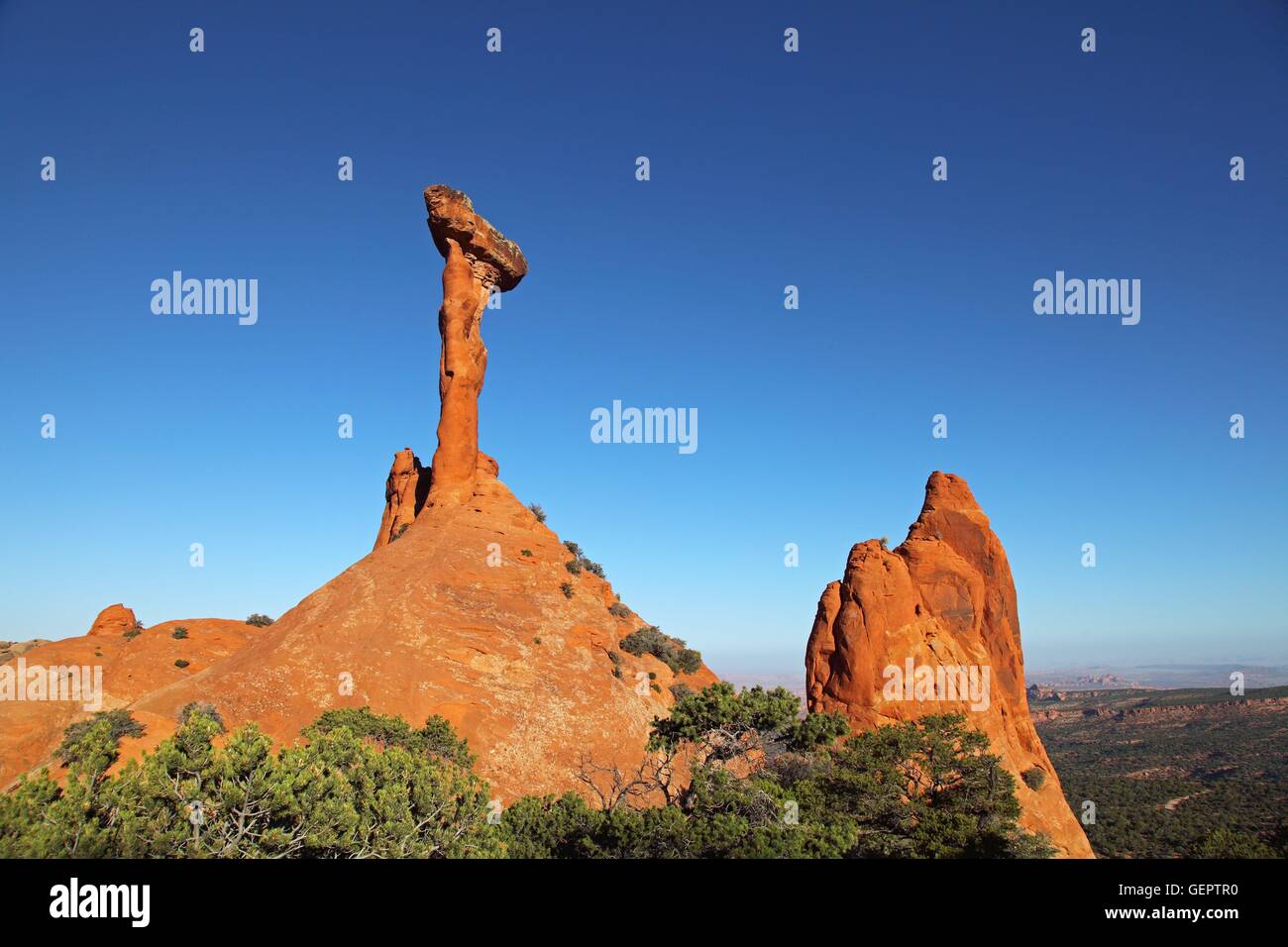 Pinnacle balanced rock hi-res stock photography and images - Alamy