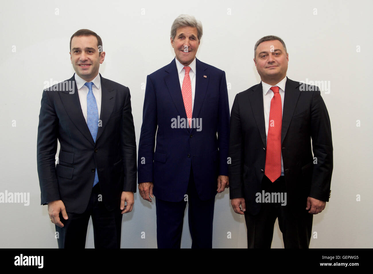 Secretary Kerry Poses with Leaders of the Georgian Political Opposition ...
