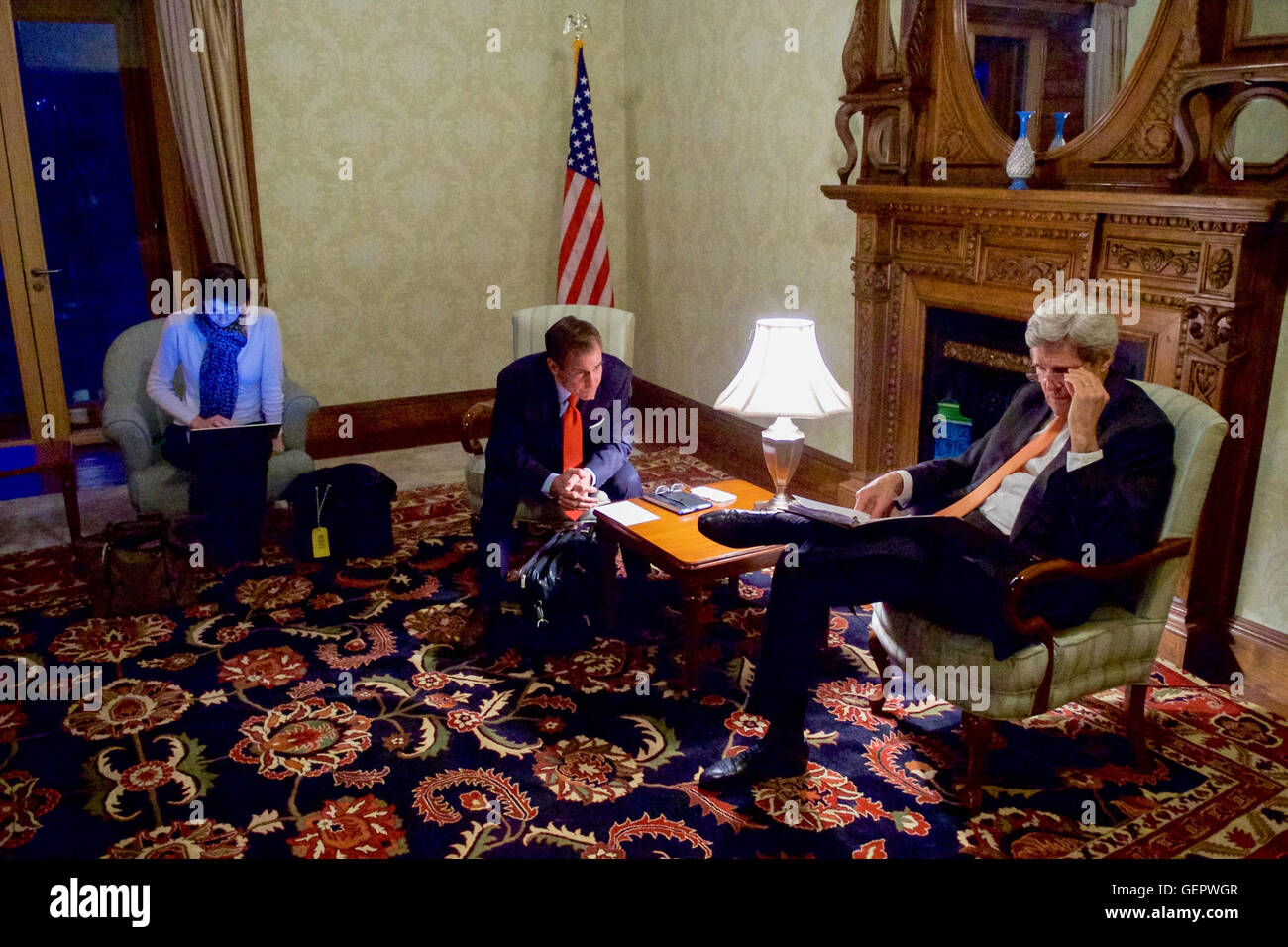John kerry and ashraf ghani hi-res stock photography and images - Alamy