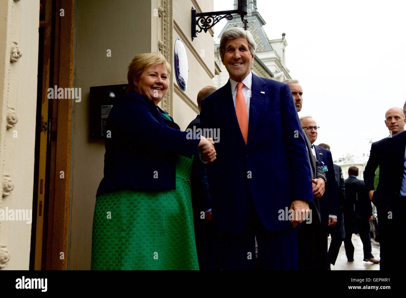 Secretary Kerry Shakes Hands With Norwegian Foreign Minister Solberg ...