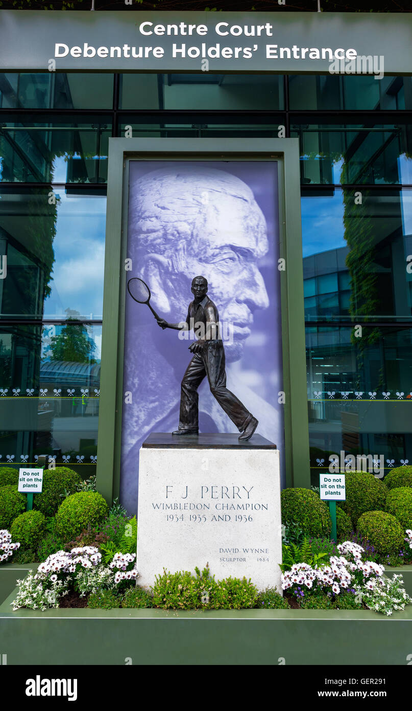 Visiting Wimbledon Courts Stock Photo - Alamy