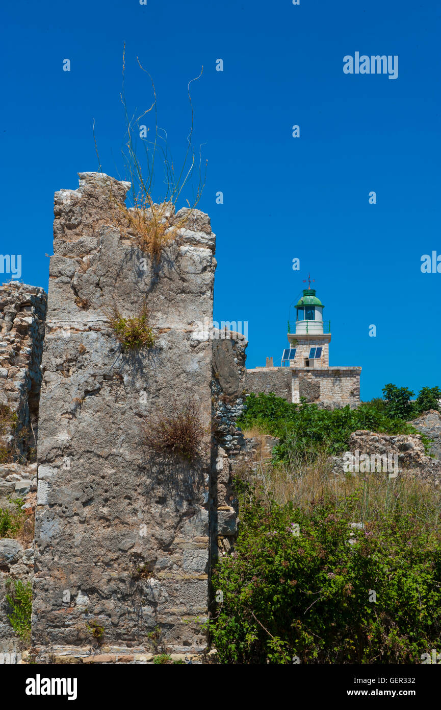 The Venetian Castle and lighthouse of Agia Mavra Stock Photo - Alamy