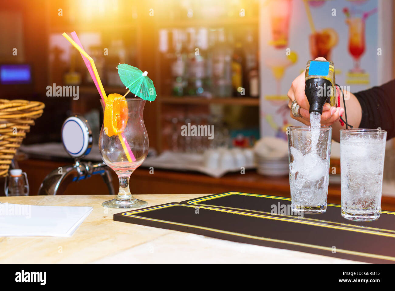 Pouring water in empty glass hi-res stock photography and images - Alamy