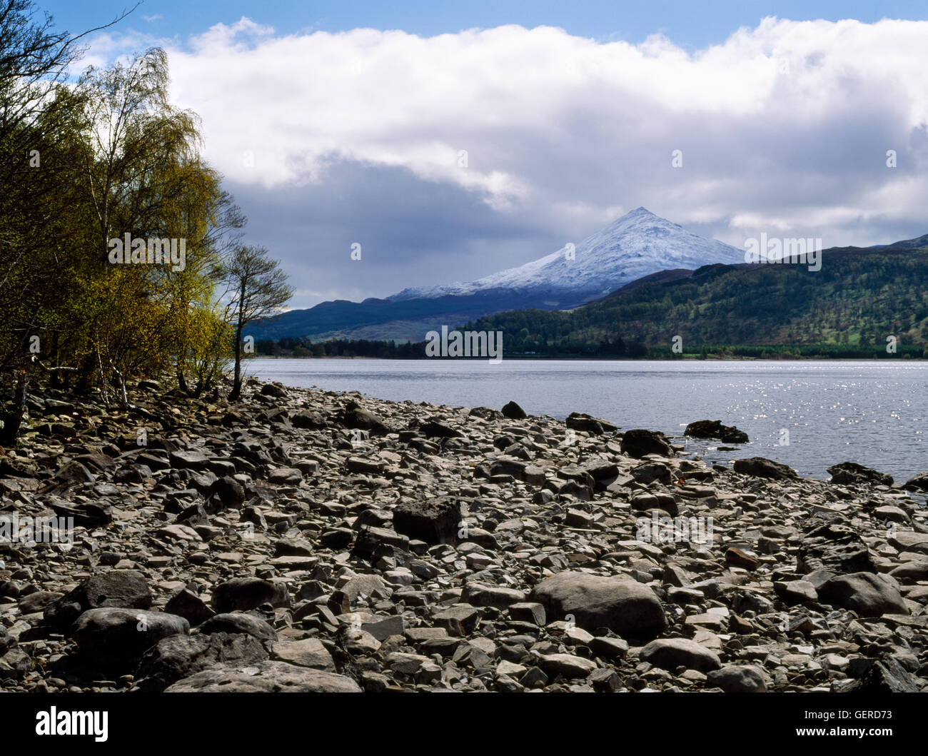Loch rannoch with schiehallion hi-res stock photography and images - Alamy