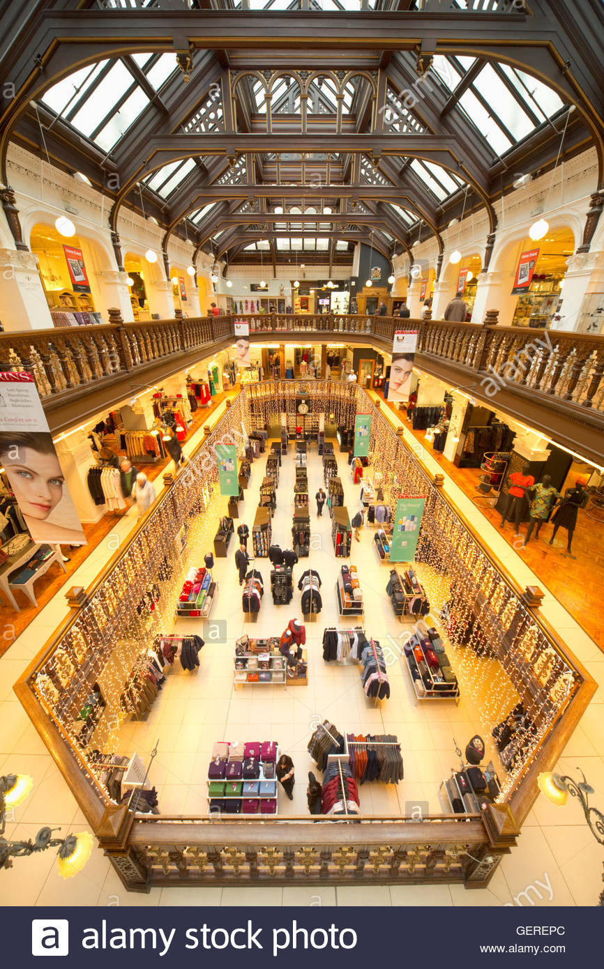 Jenners And Edinburgh High Resolution Stock Photography and Images - Alamy