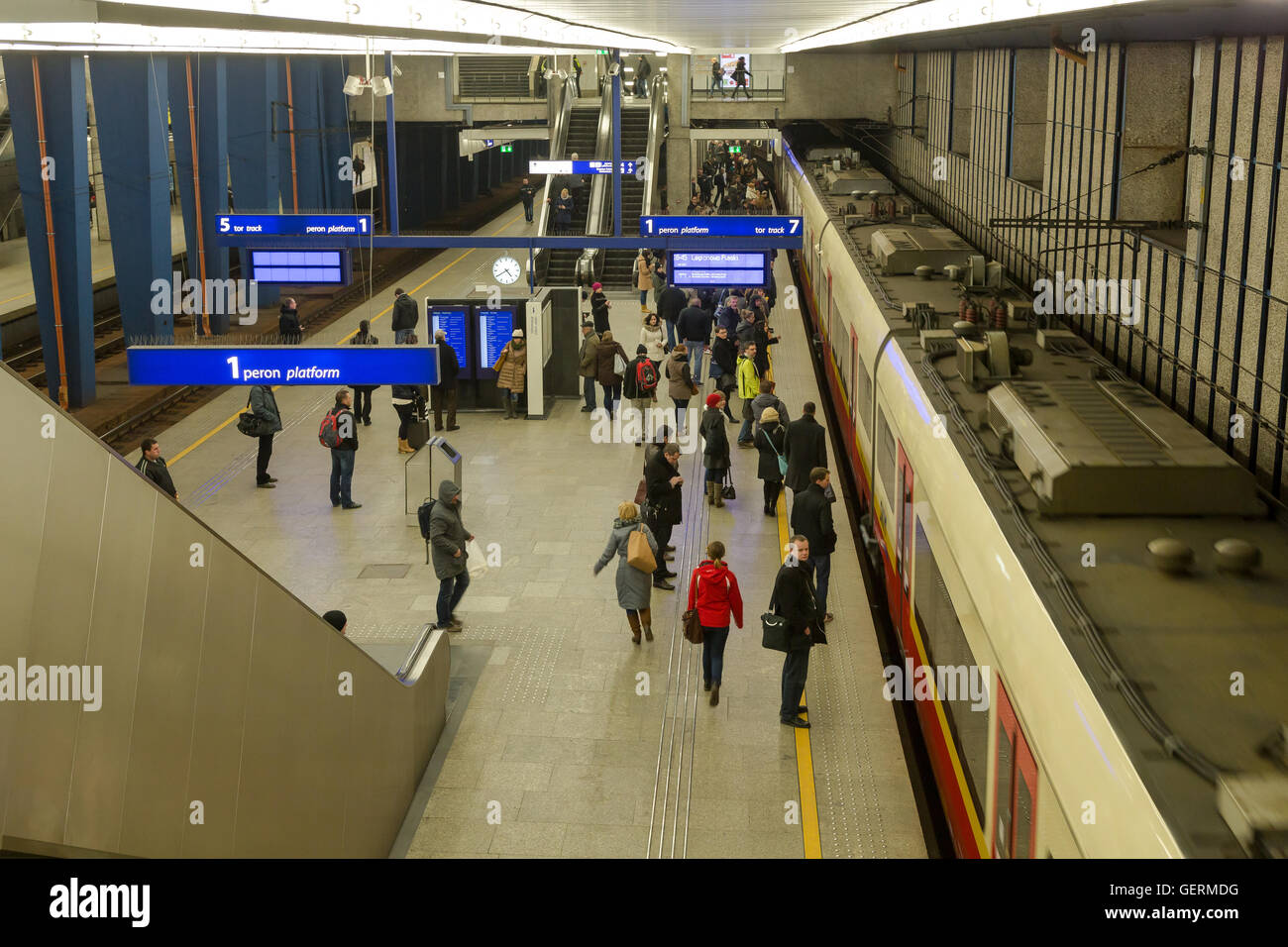 Retracting train hi-res stock photography and images - Alamy