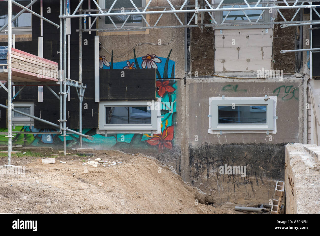Berlin, Germany, installation of thermal insulation of a building Stock ...