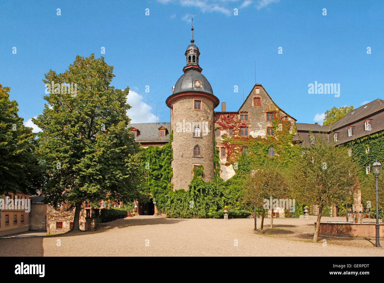 geography / travel, Germany, Hesse, Laubach, castle, inner court Stock ...