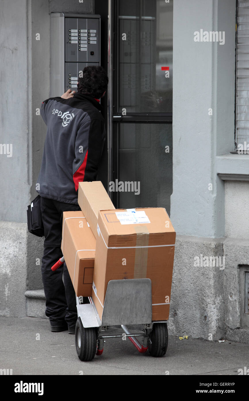 Dpd hi-res stock photography and images - Alamy