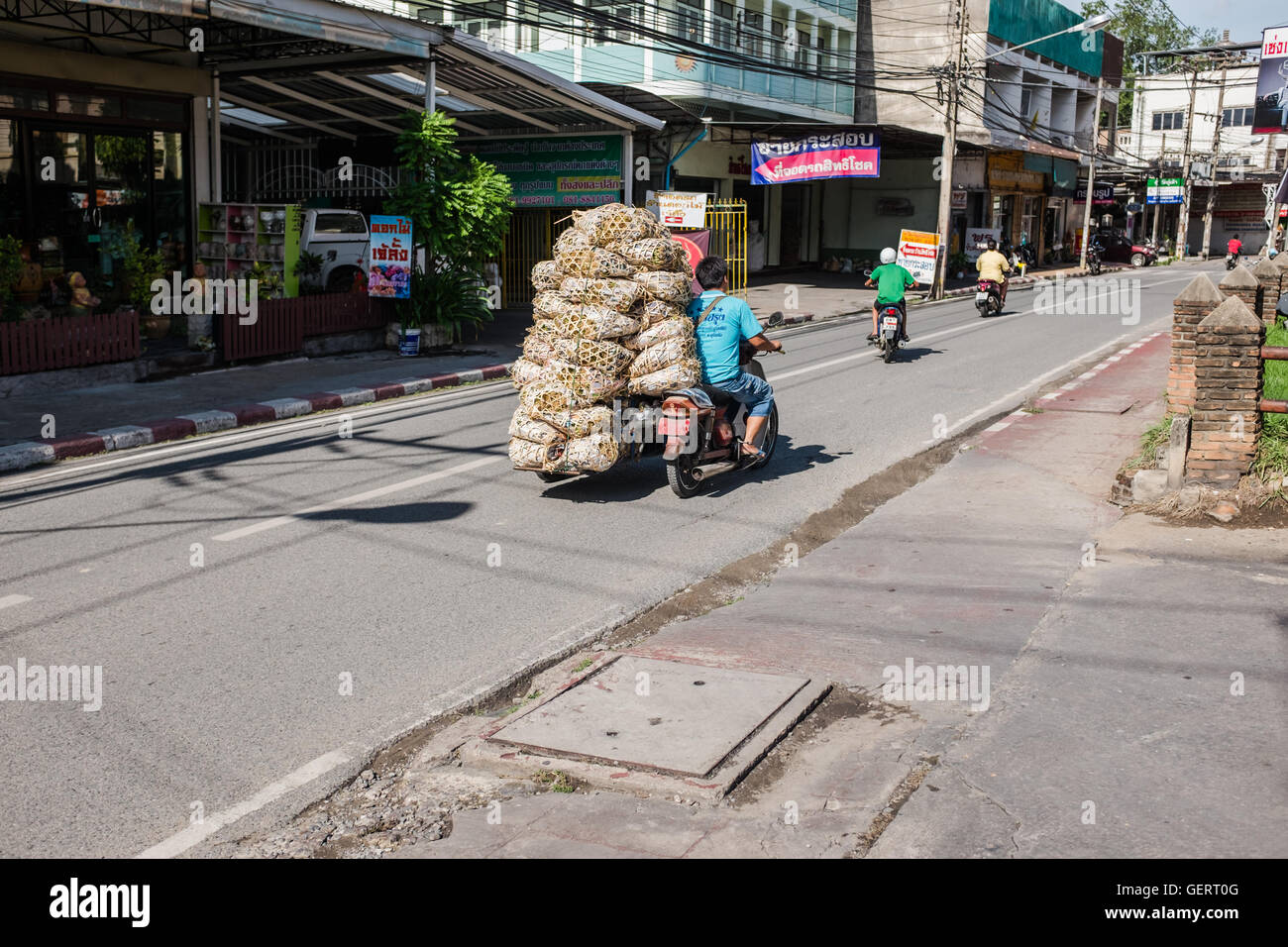 Loaded bike hi-res stock photography and images - Alamy