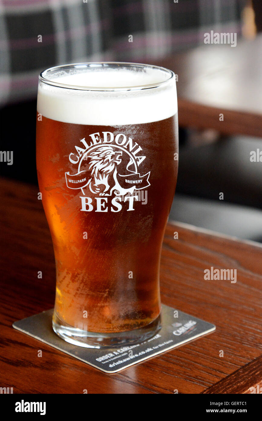 Best bitter beer hi-res stock photography and images - Alamy