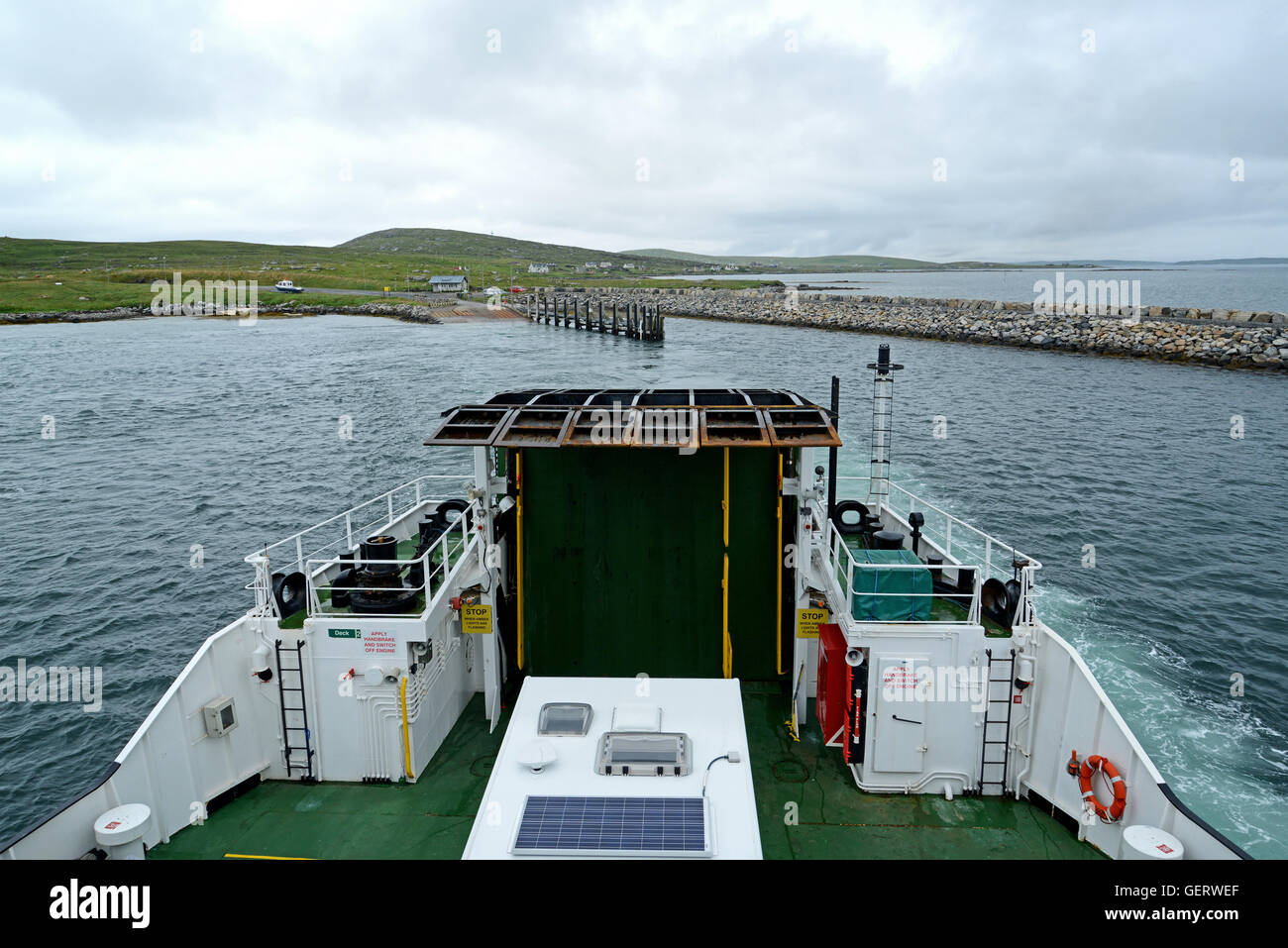 Sound of Harris Ferry Stock Photo - Alamy