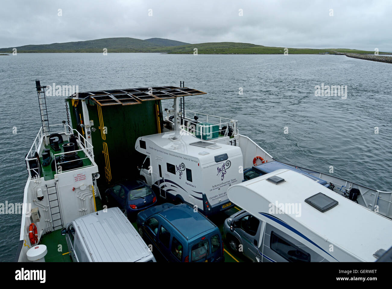Sound of harris ferry hi-res stock photography and images - Alamy