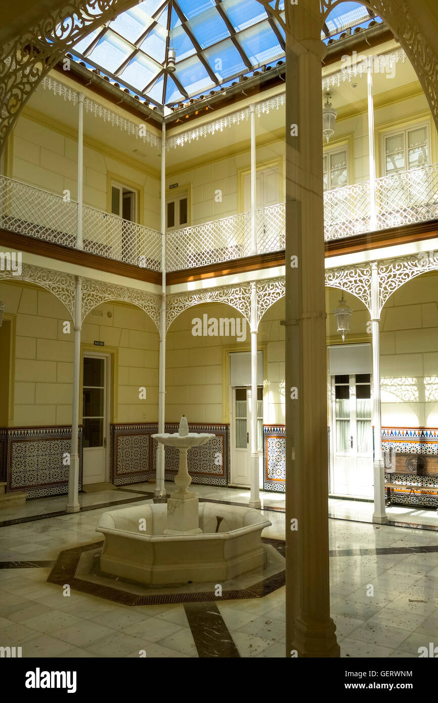 Historical mansion in botanical gardens hi-res stock photography and ...