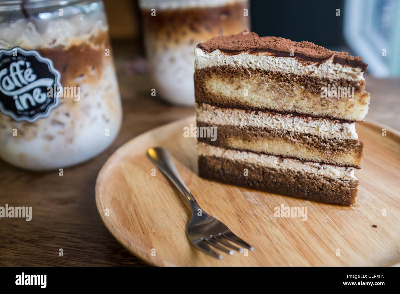 Cafe life hi-res stock photography and images - Alamy