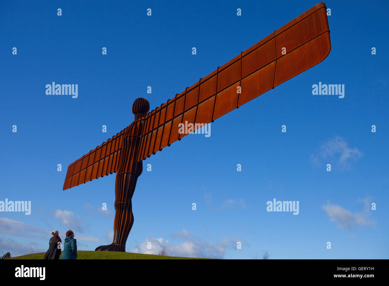 Onlookers wear hi-res stock photography and images - Alamy