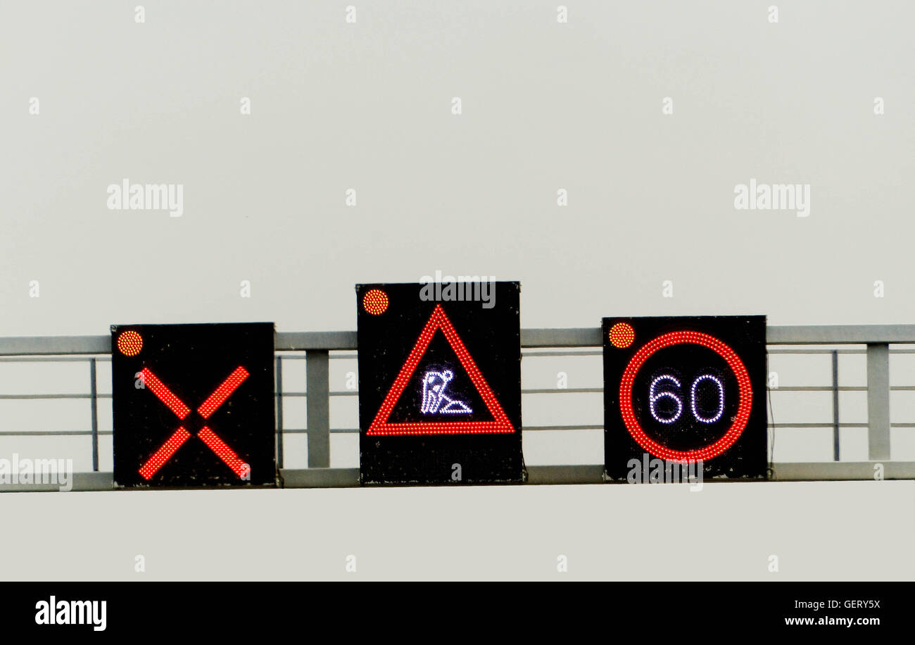 Speed indicators hi-res stock photography and images - Alamy