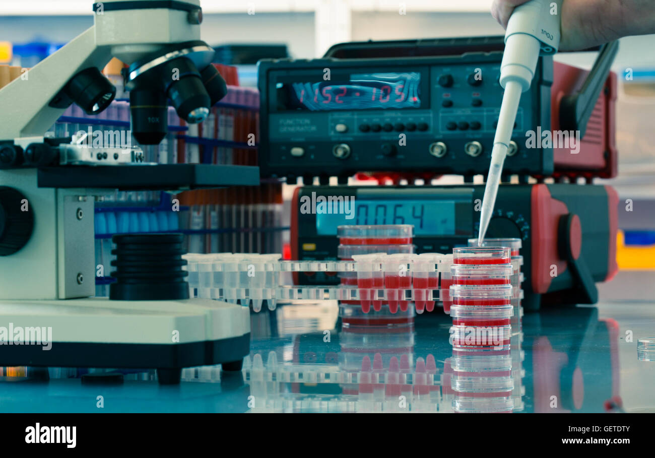 Physical chemistry laboratory equipment hi-res stock photography and ...