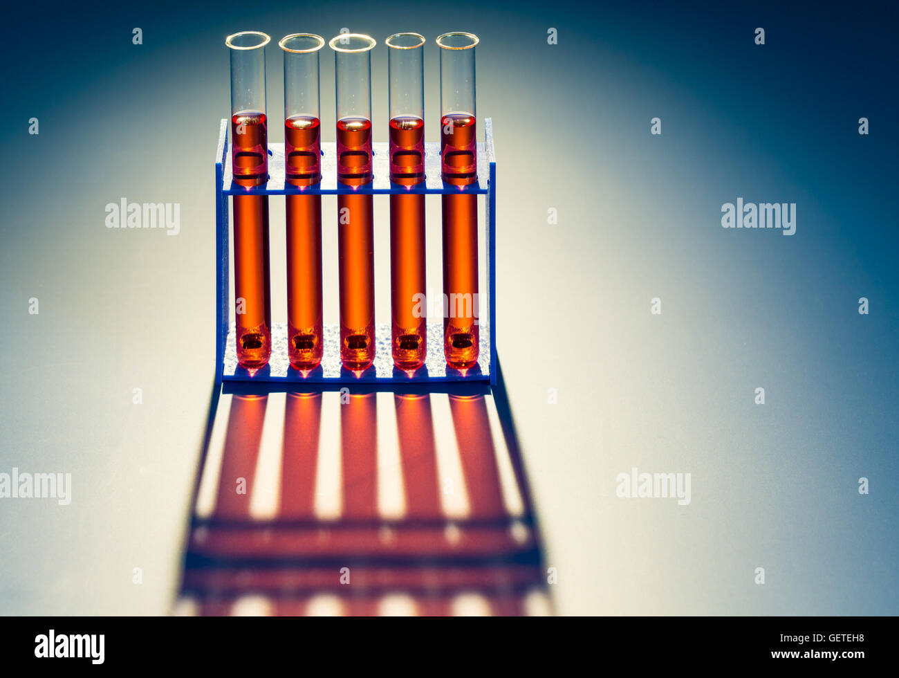 Blood samples in a test tube rack hi-res stock photography and images ...