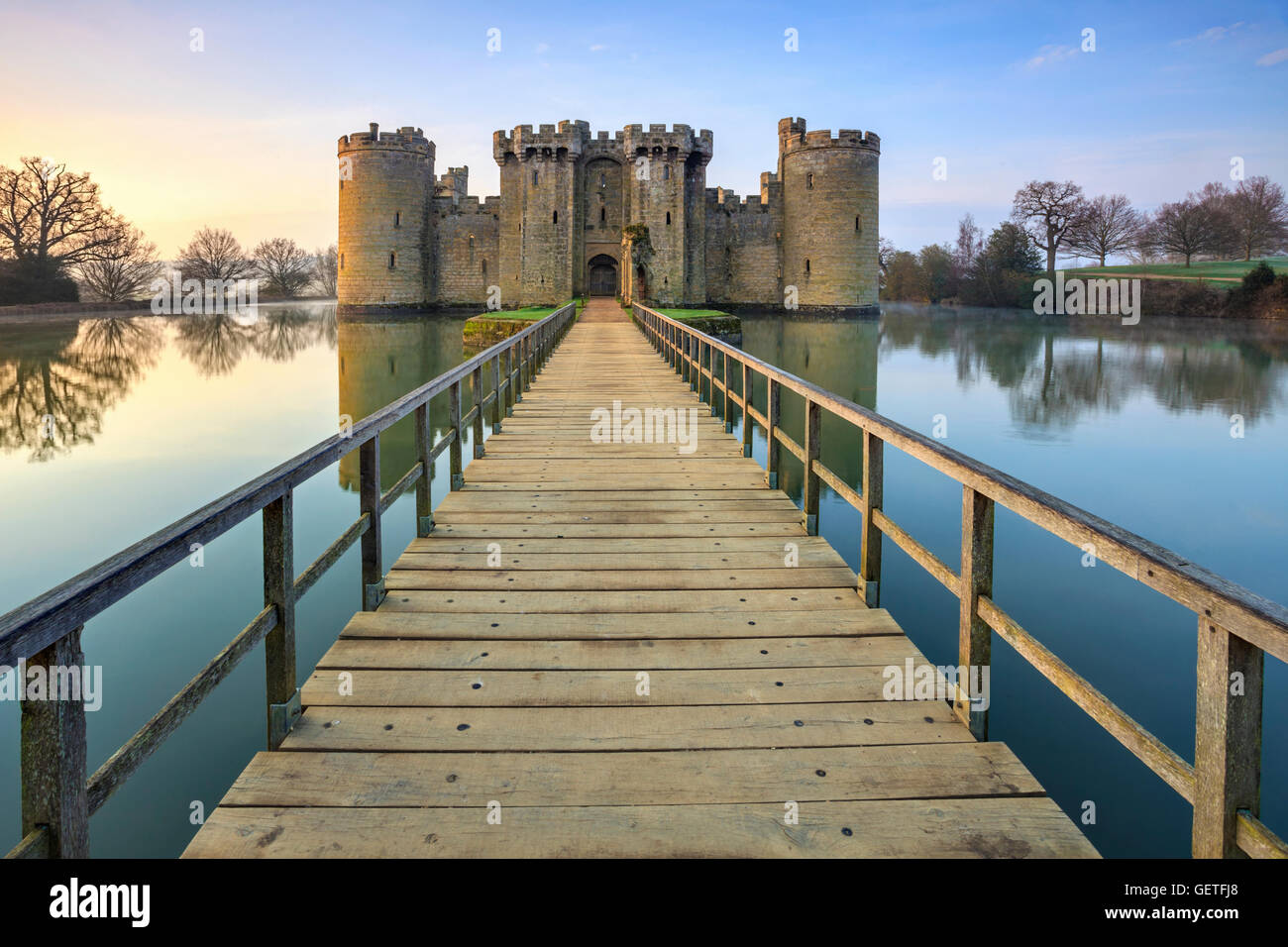 Bodiam Castle Bridge High Resolution Stock Photography and Images - Alamy