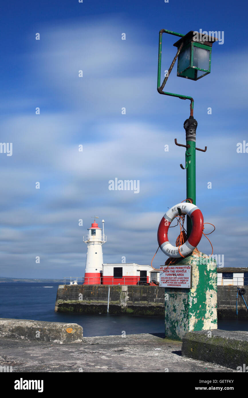 Newlyn South Pier lighthouse from the North Pier Stock Photo - Alamy