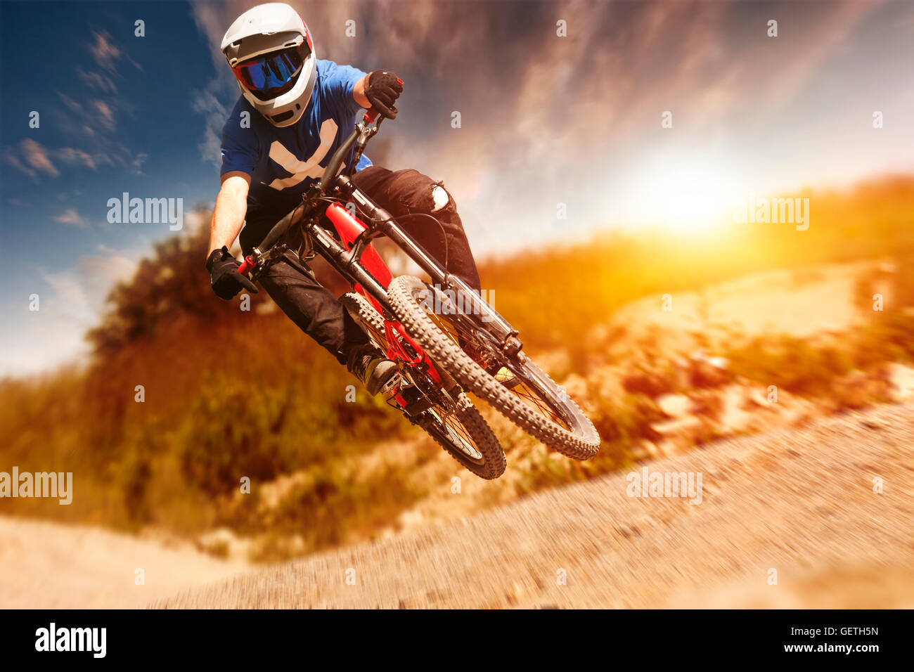 Professional athlete high jump on a mountain bike Stock Photo - Alamy