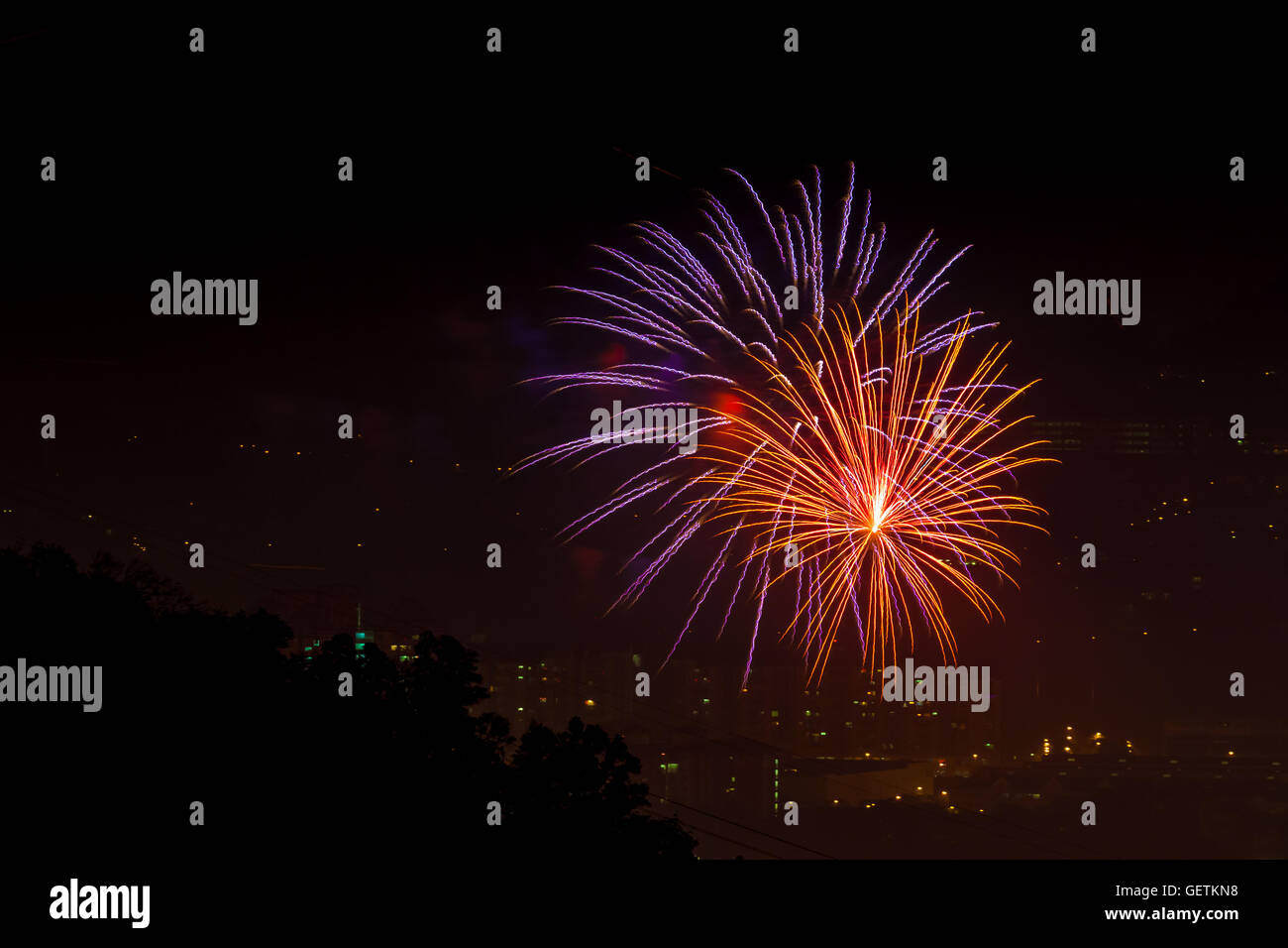 Red lights aerial hi-res stock photography and images - Alamy