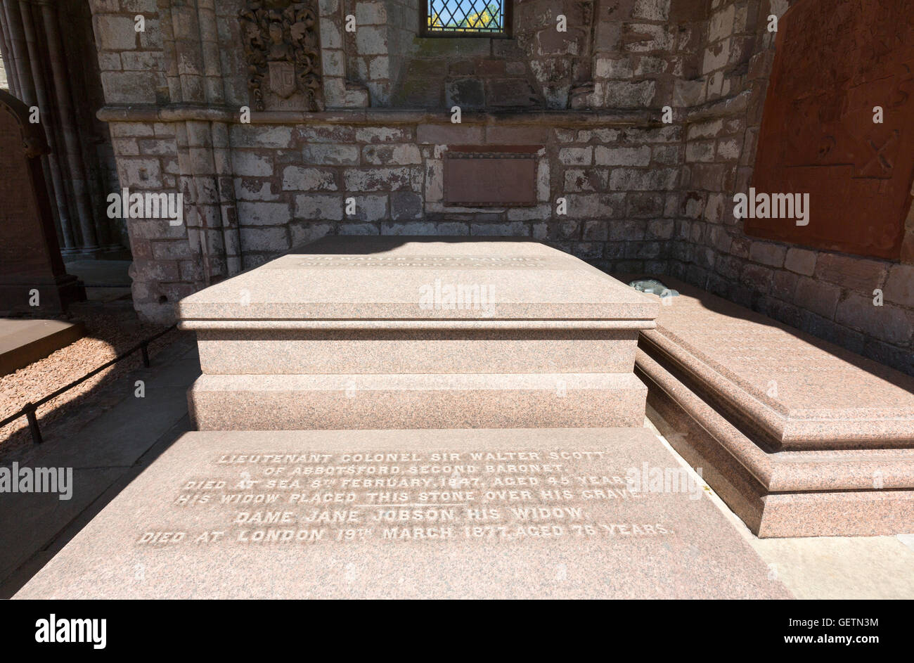 Sir Walter Scott tomb in Dryburgh Abbey, Dryburgh, Scottish Borders ...