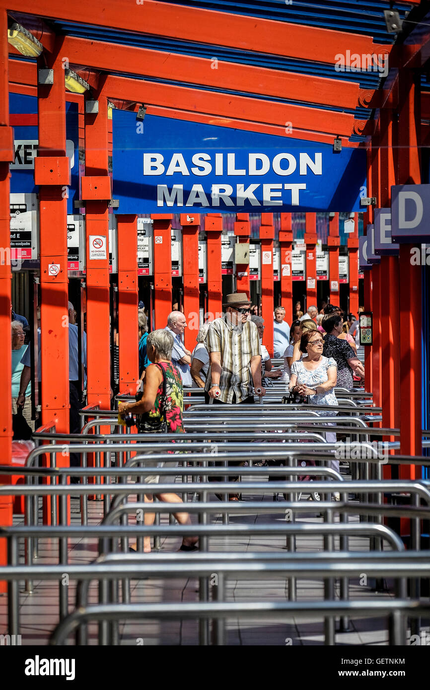 Basildon bus station hi-res stock photography and images - Alamy