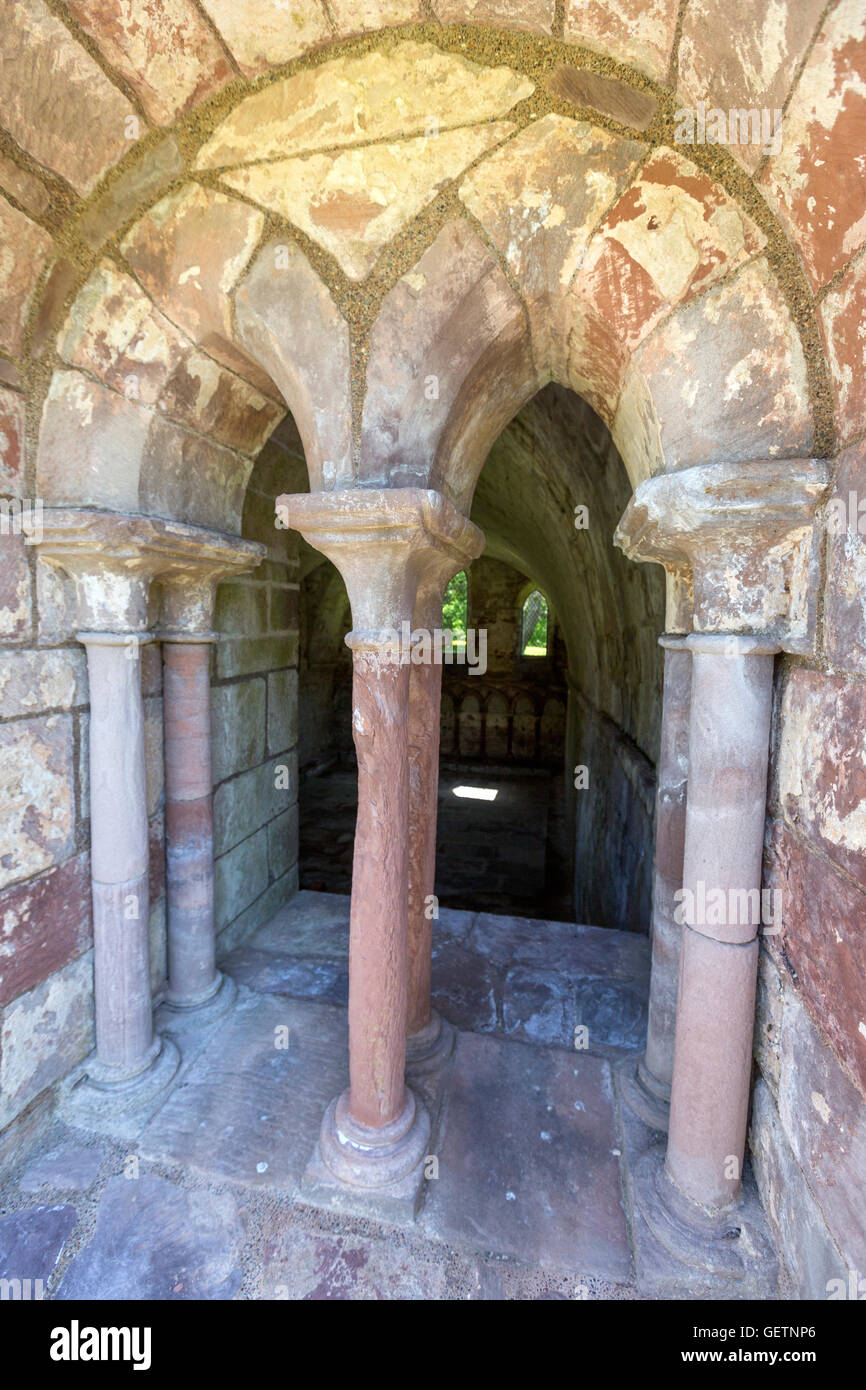 Arched window to Chapter House, Dryburgh Abbey, Dryburgh, Scottish ...