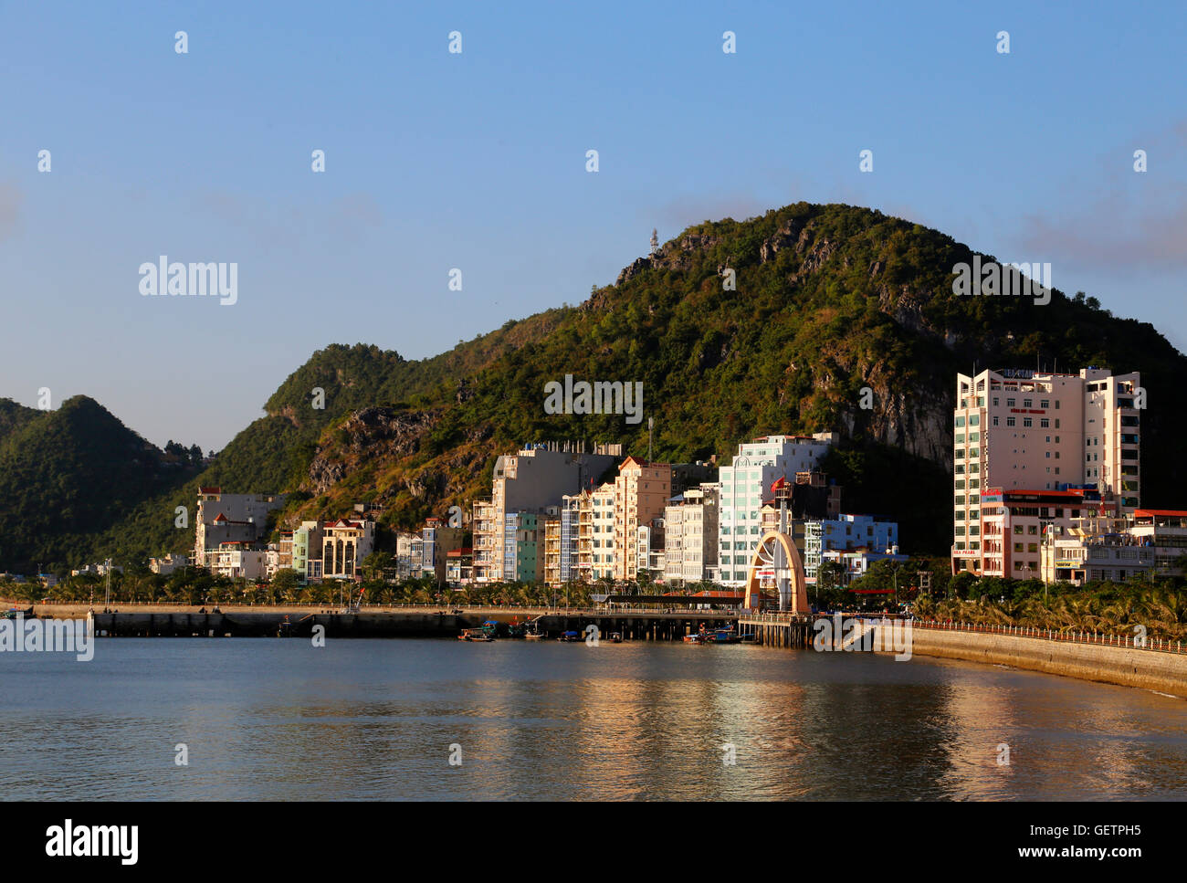 Cat Ba Town on Cat Ba Island Stock Photo - Alamy